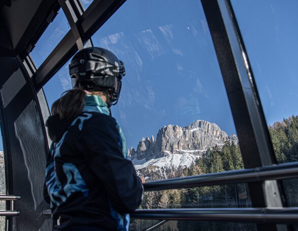 The Cabrio cable car in Tires in the Carezza hiking and ski area